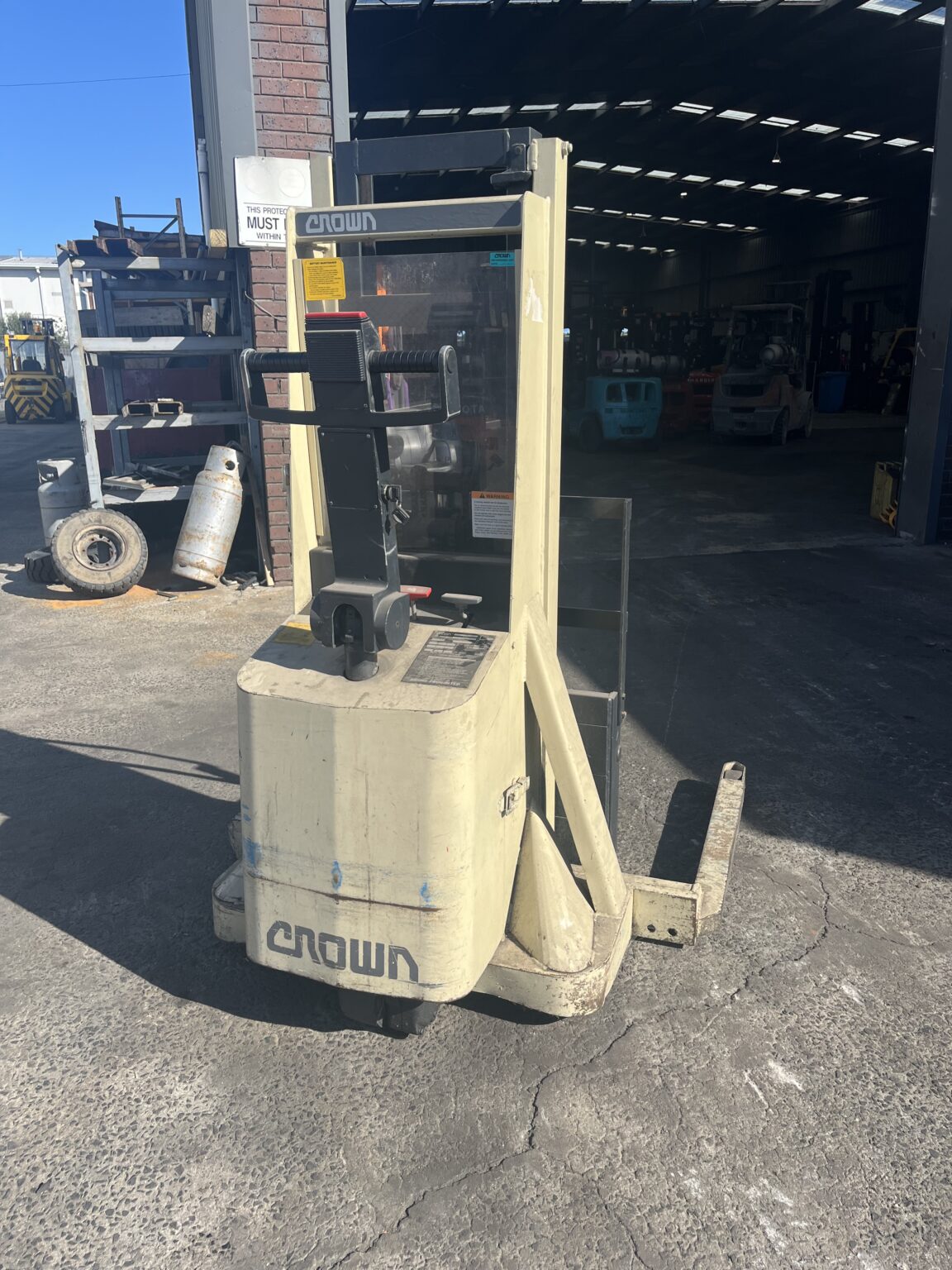 Crown Walkie Stacker | Two Bay Forks
